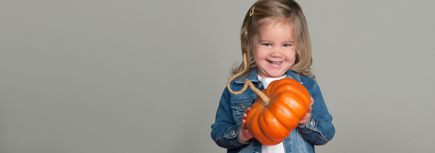 Fun Fall Prop Ideas to Enhance Autumn Images - JCPenney Portraits